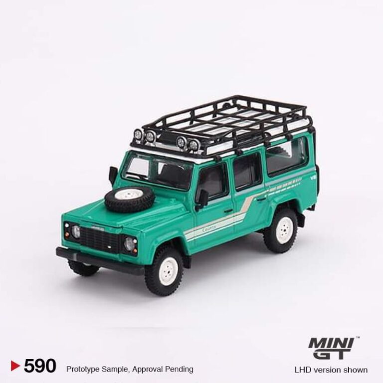 MINI GT Land Rover Defender 110 1985 County Station Wagon Trident Green ...