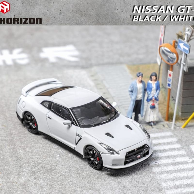 (Pre-Order) Focal Horizon Nissan GT-R R35 White - MINIATURE TOY SHOP