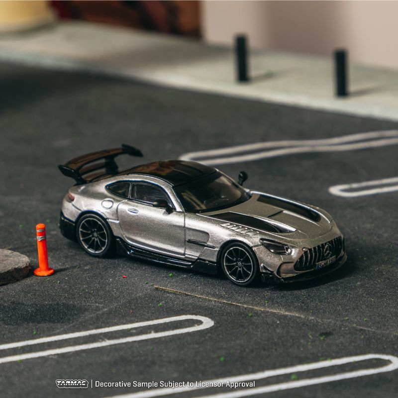 MINI GT Mercedes-Benz AMG GT Black Series Silver Metallic - MINIATURE ...