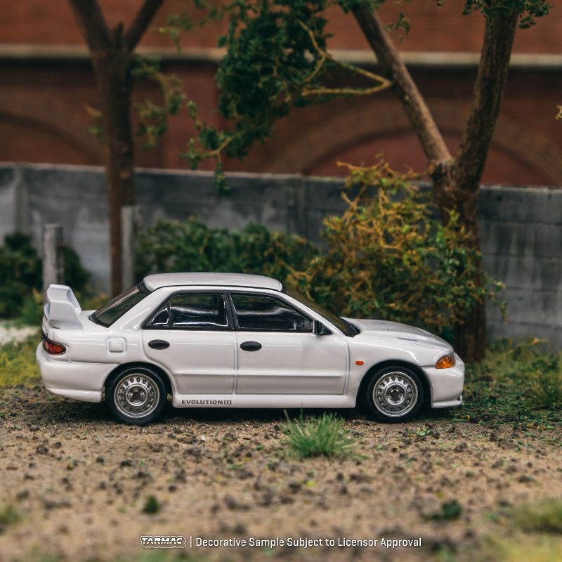 Tarmac Works Mitsubishi Lancer RS Evolution III White - MINIATURE TOY SHOP