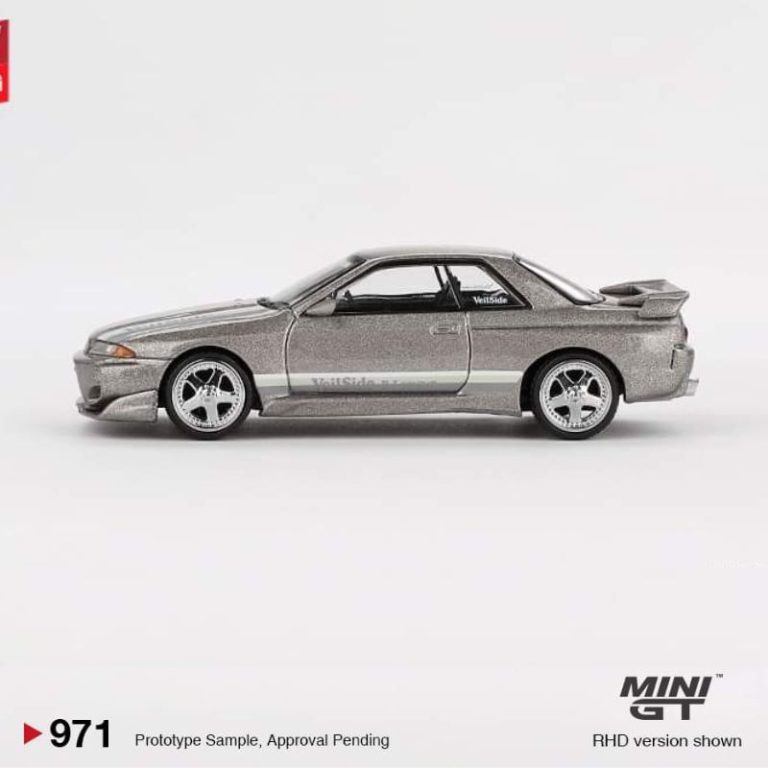 MINI GT Nissan Skyline GT-R (R32) Veilside Combat C-I Veilside Combat ...