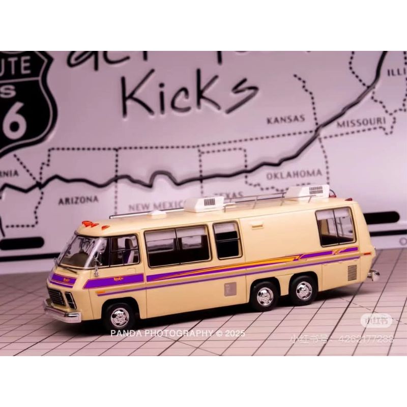 GMC Motorhome Beige by MK Miniatures - MINIATURE TOY SHOP